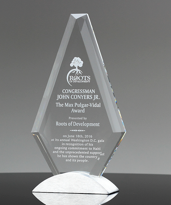 Embark Diamond Crystal Award: Royal Diamond Award | Edco Awards