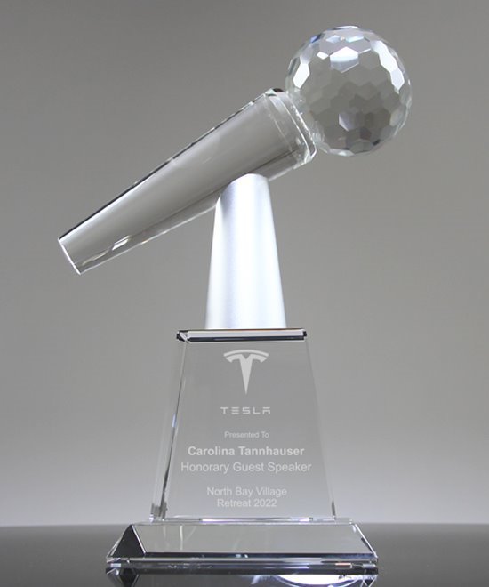 Key Speaker Crystal Microphone Award | Edco Awards