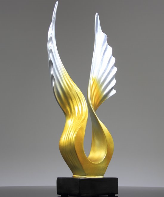 Golden Wings Trophy | Edco Awards