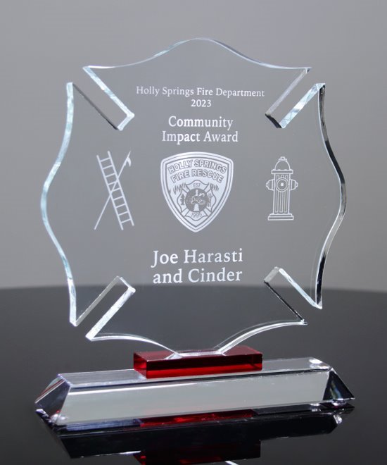 Maltese Cross Trophy CRY468 | Red Crystal Award | Edco Awards