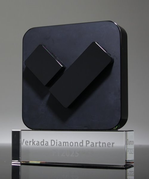 Momenta Custom Block Award - Black Crystal | Edco Awards