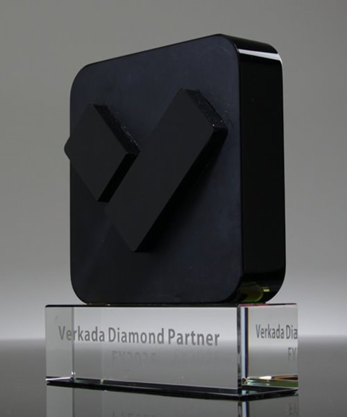 Momenta Custom Block Award - Black Crystal | Edco Awards