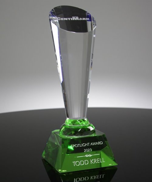 Emerald Green Crystal Spotlight Award | Edco Awards