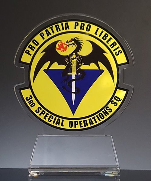 Custom Military Emblem Crystal Trophy | Edco Awards