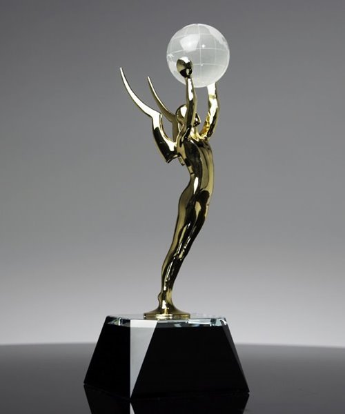 Golden Pinnacle Globe Award | Edco Awards