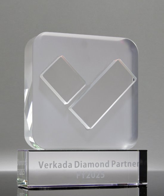 Momenta Custom Block Award - Etched Crystal | Edco Awards
