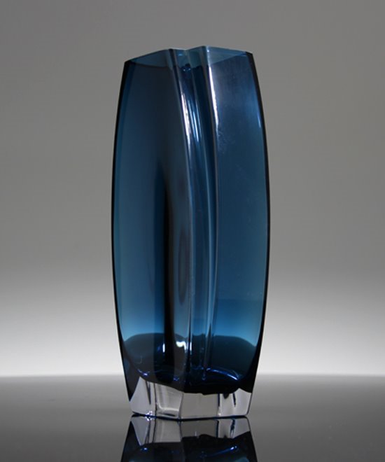 Lunaria Blue Crystal Award Vase | Edco Awards